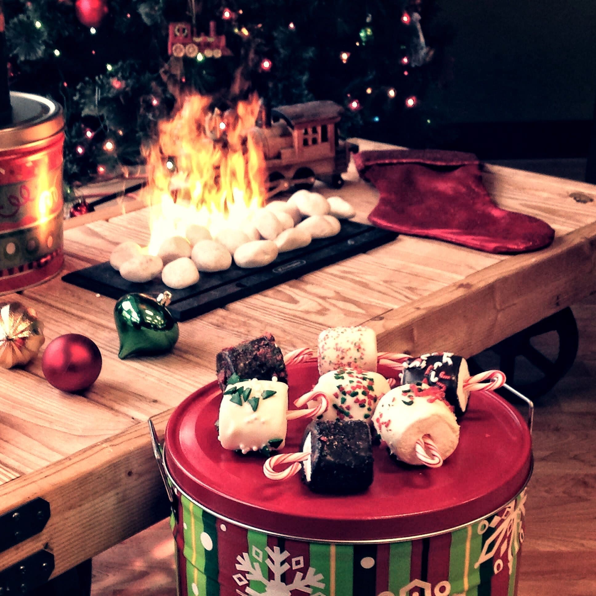 Gift Giving | The Popcorn Station